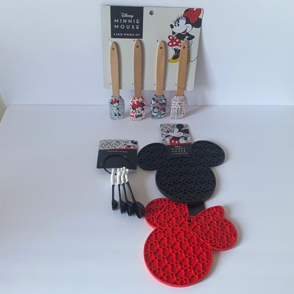 Disney | Kitchen | Minnie Mouse Baking Utensils | Poshmark